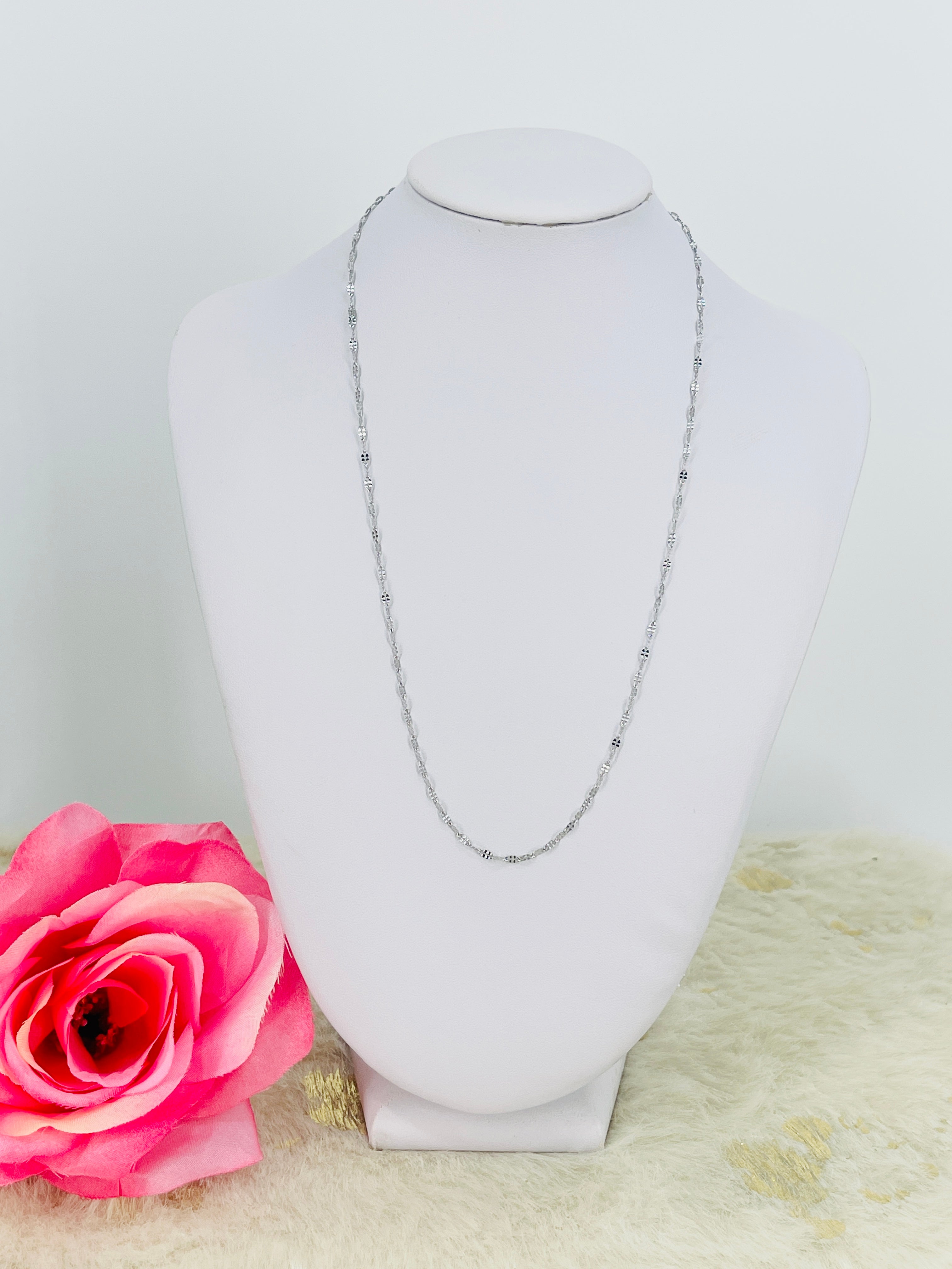 19.7" Silver Stainless Steel Oval Link Chain Necklace – Belle Créations